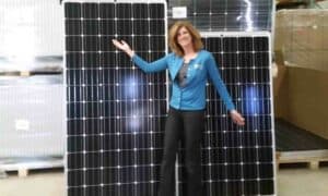 How Much Do Solar Panels Weigh? (Chart) - Solar Living Savvy