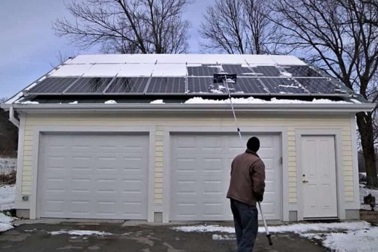 How to Keep Snow Off Solar Panels? - Solar Living Savvy