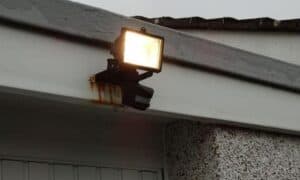 6 Common Reasons Why Solar Lights Stop Working (Ways to Fix!) - Solar ...