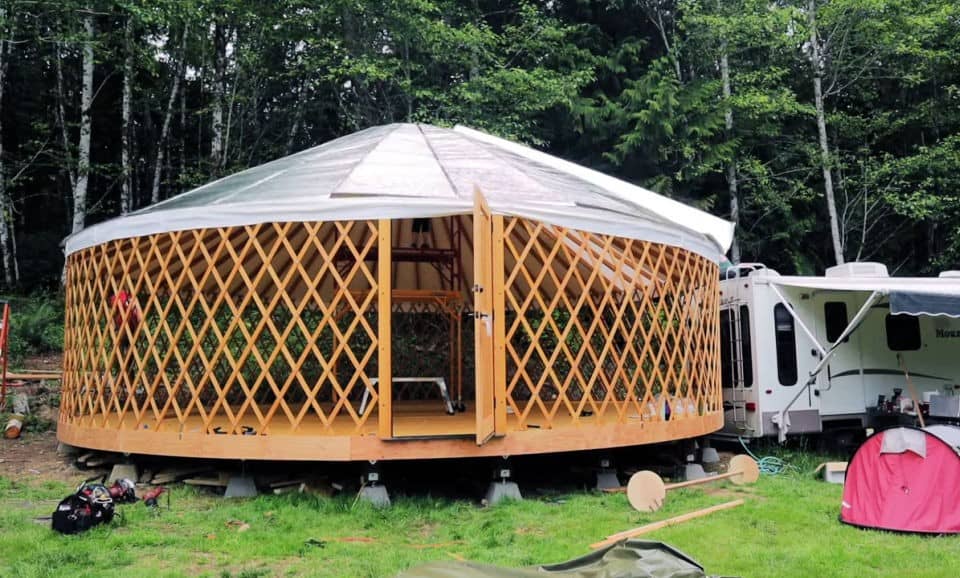 18 Free DIY Yurt Plans - Solar Living Savvy