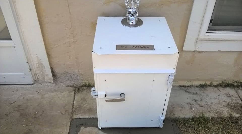 18 Easy Diy Package Drop Box Ideas - Solar Living Savvy