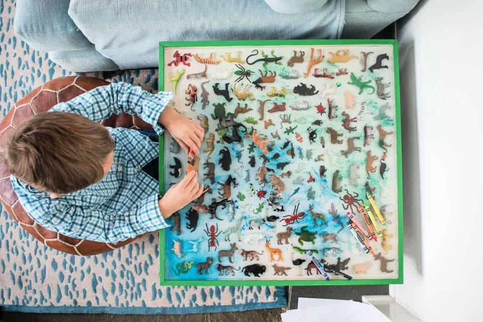 28 Easy DIY Epoxy Table Ideas - Solar Living Savvy