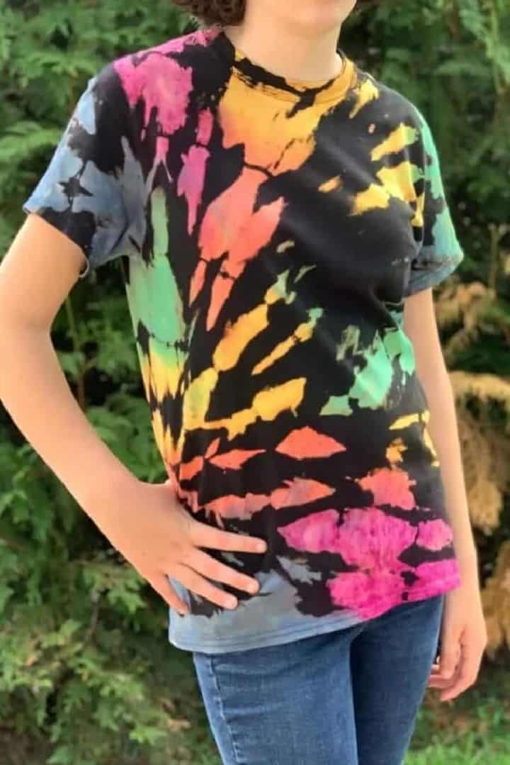 25 Tie Dye Shirt Patterns - Solar Living Savvy