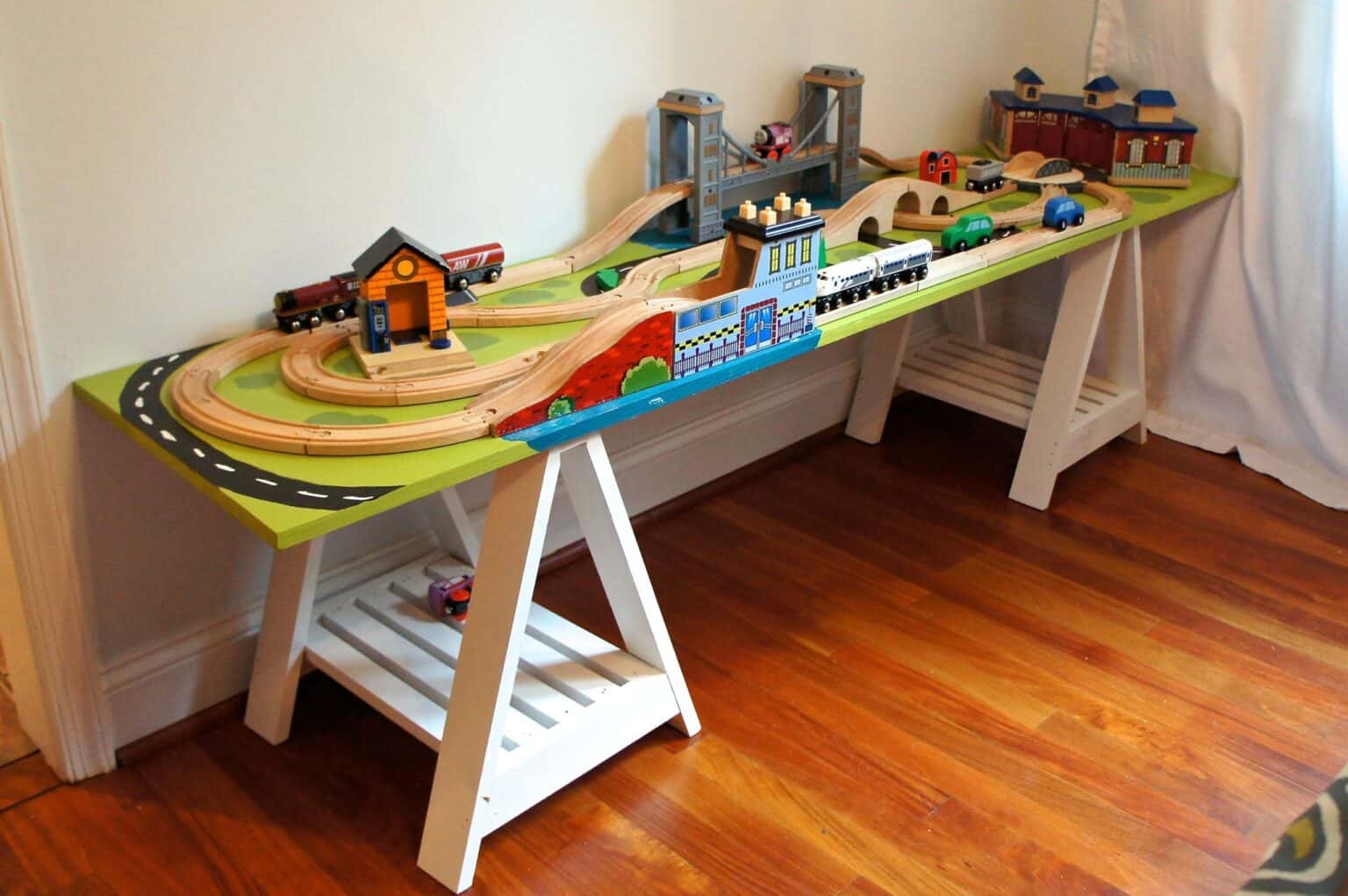 29 Diy Train Tables For Kids Playtime - Solar Living Savvy