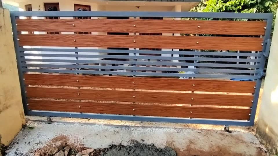 20 Free Budget-Friendly Diy Sliding Gate Ideas - Solar Living Savvy