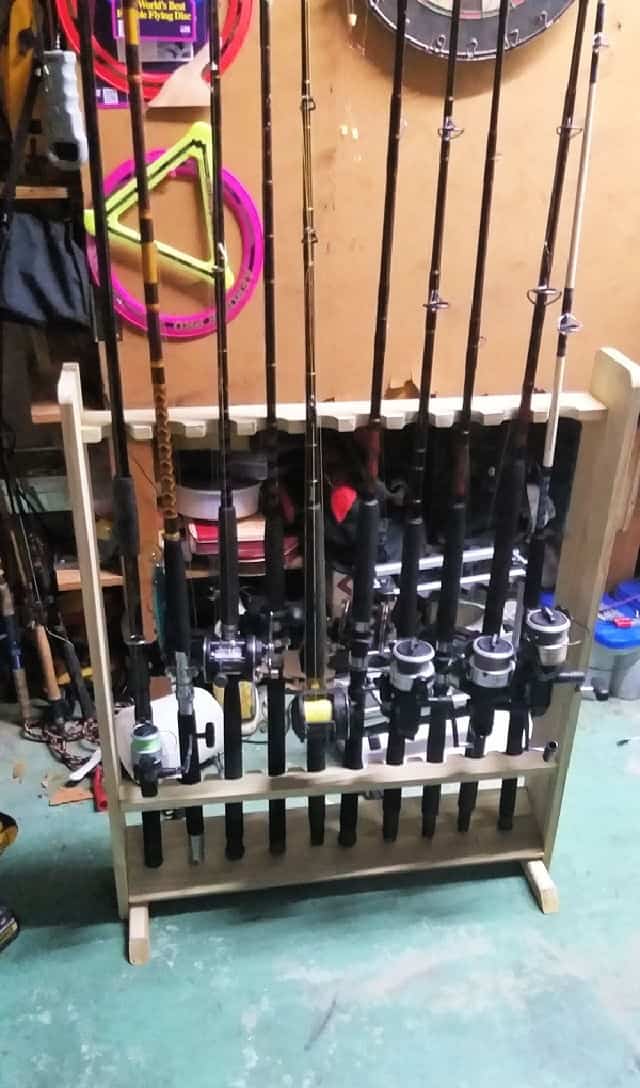 24 Easy Diy Fishing Rod Holder Ideas - Solar Living Savvy
