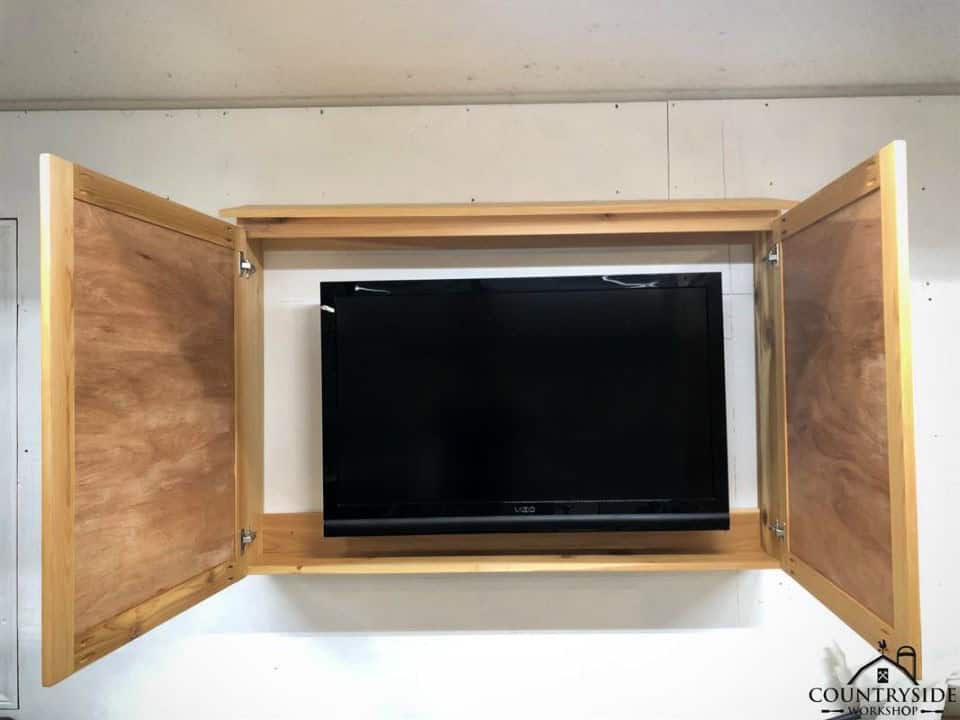 18 Easy Diy Outdoor Tv Enclosure To Keep Your Investment Safe - Solar ...