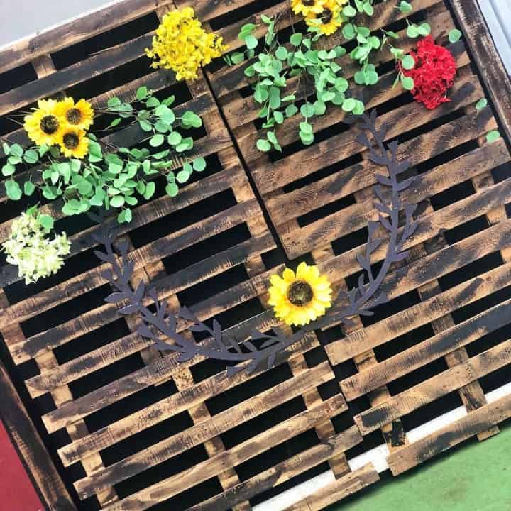 25 Wood Pallet Backdrop Ideas To Get Rustic Appeal - Solar Living Savvy