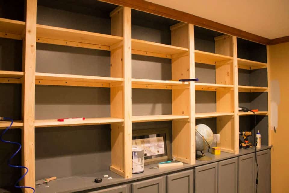 30 Diy Built In Shelves For Living Room, Bedroom And Kitchen - Solar ...